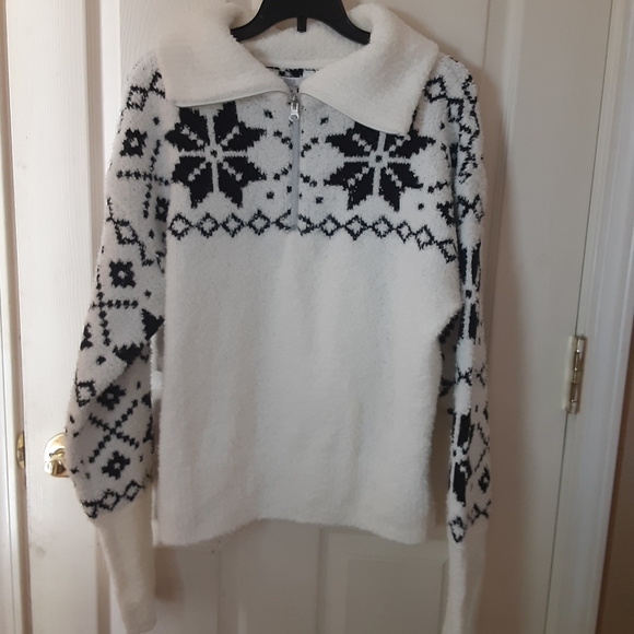 Time and Tru | Sweaters | Womens Quarter Zip Sweater Size Medium | Poshmark